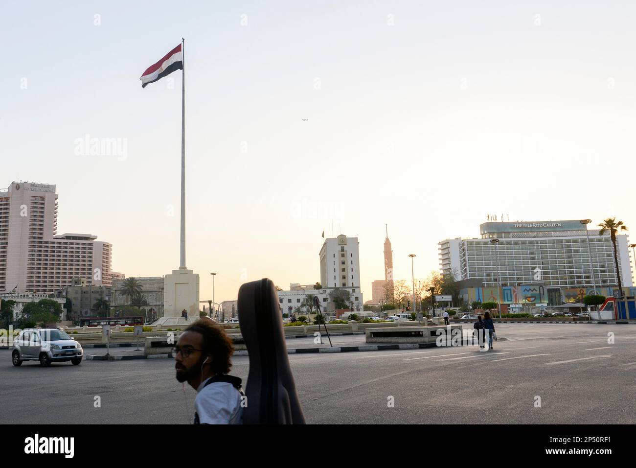 Tahrir square cairo roundabout hi-res stock photography and images - Alamy