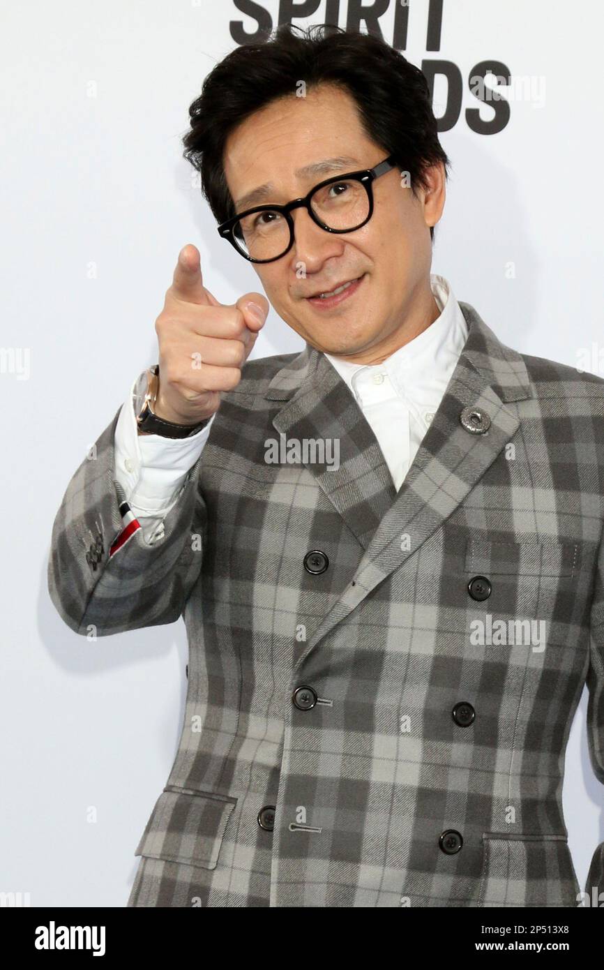 Ke huy quan awards hi-res stock photography and images - Alamy