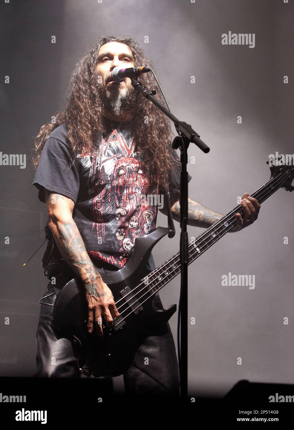Bassist/vocalist Tom Araya of Slayer performs on stage at the Long ...