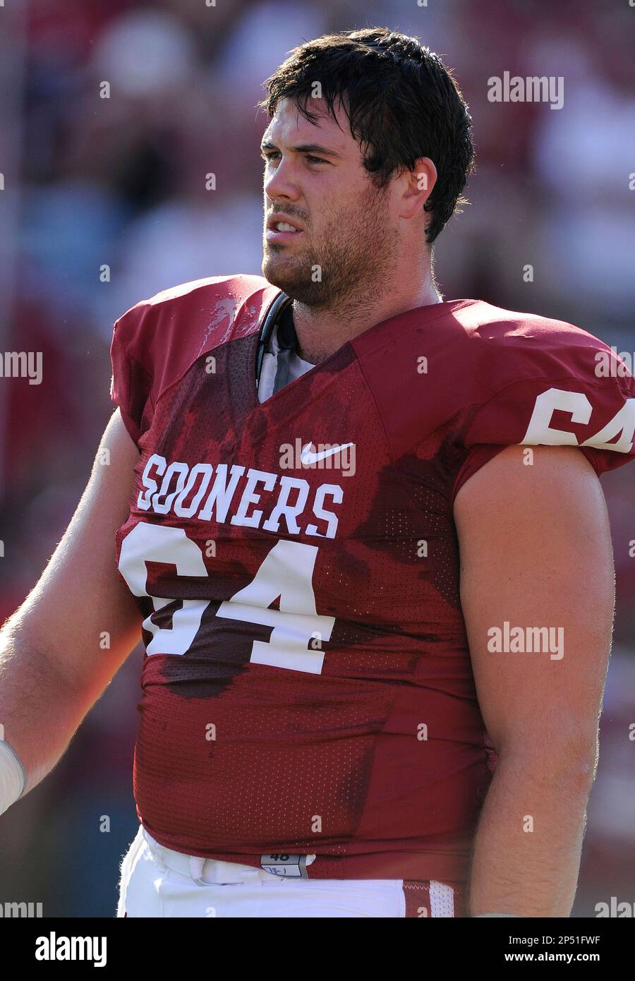 Oklahoma Sooners Gabe Ikard (64) during a game against the Louisiana ...