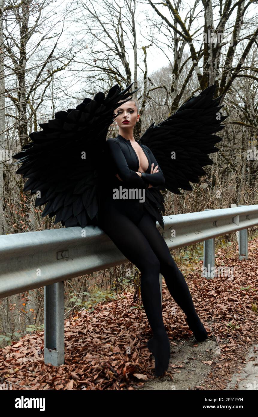 Raven dance dress hi-res stock photography and images - Alamy