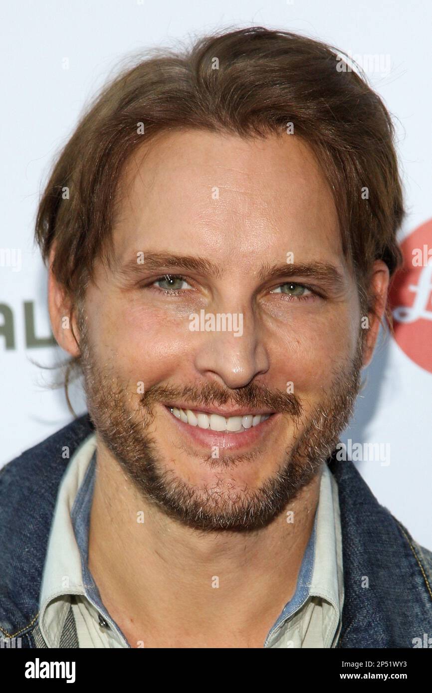 Actor Peter Facinelli attends the Leica Store Los Angeles grand opening ...