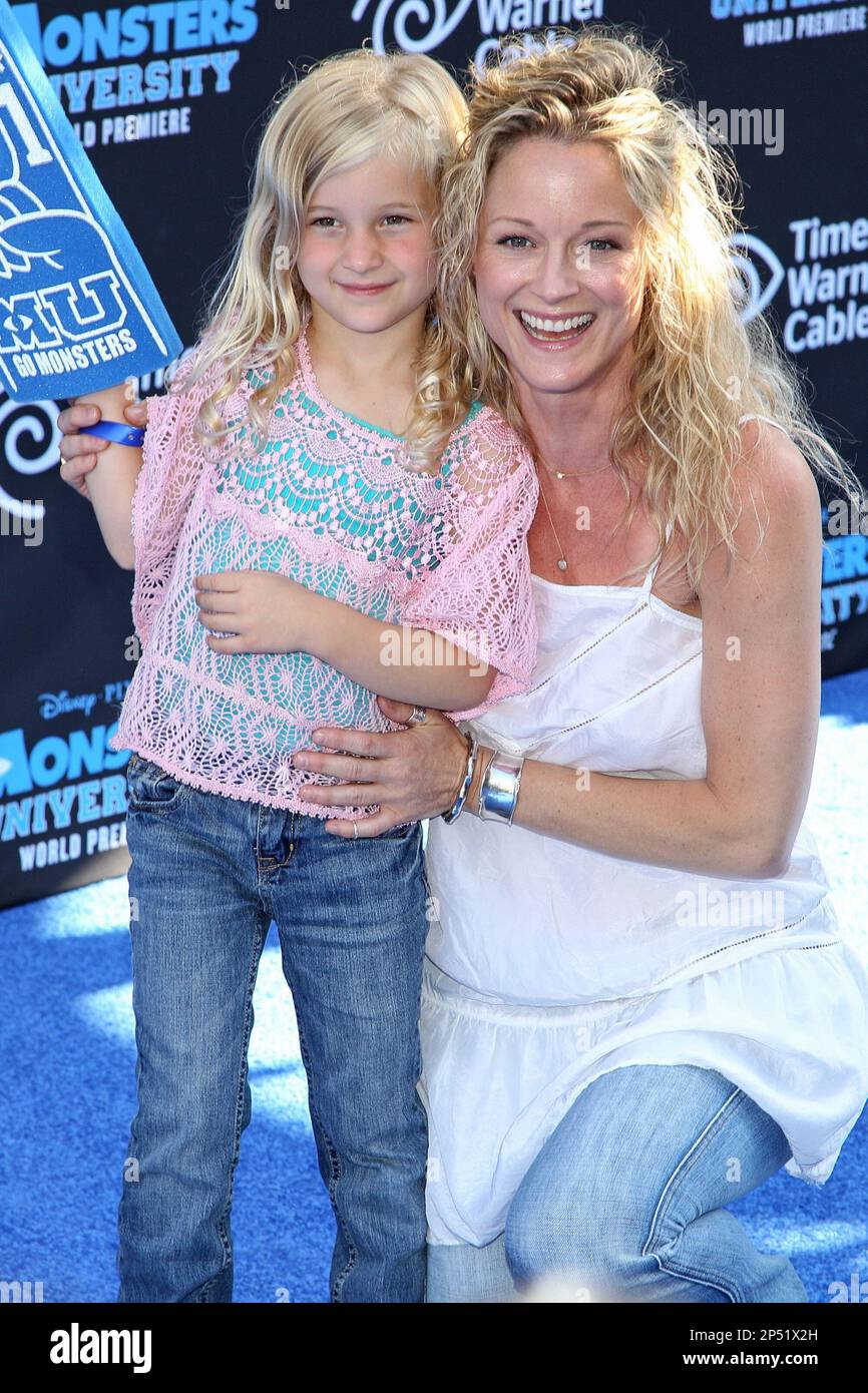 Actress Teri Polo (R) attends the premiere of Disney Pixar's "Monsters ...