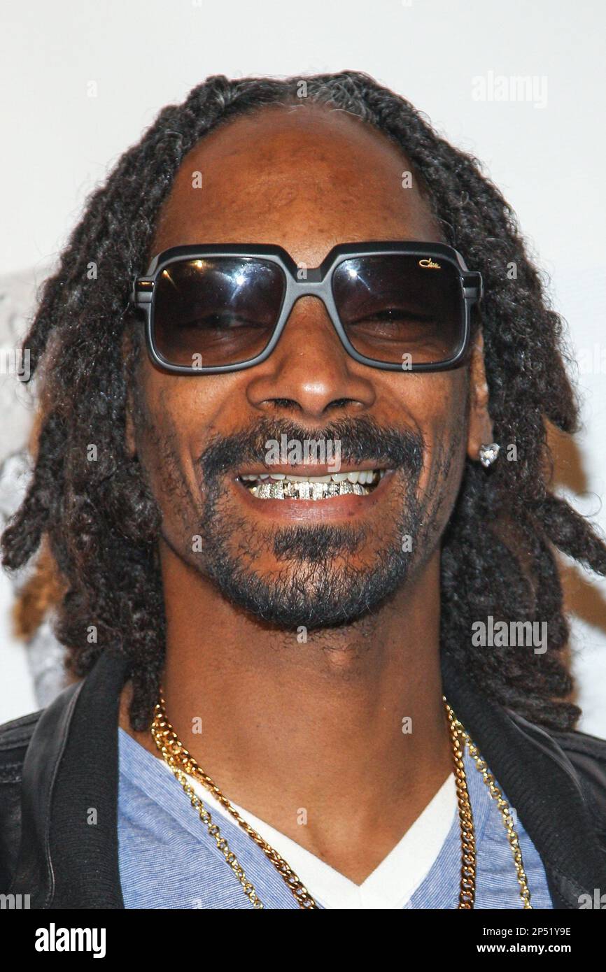 Playmates Carla Howe (L) and Melissa Howe attend the 8th Annual BTE All ...