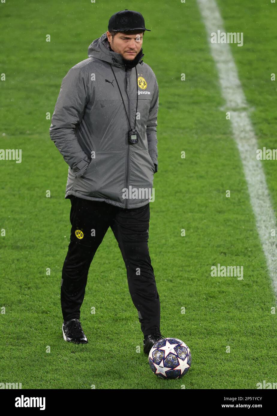 Borussia Dortmund manager Edin Terzic during a training session at ...