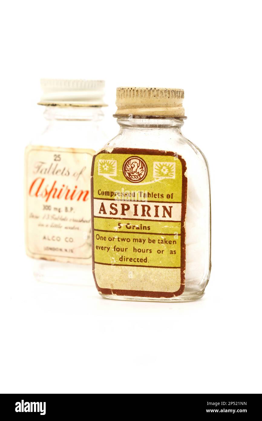 vintage Aspirin pills tablets bottles painkillers Stock Photo - Alamy