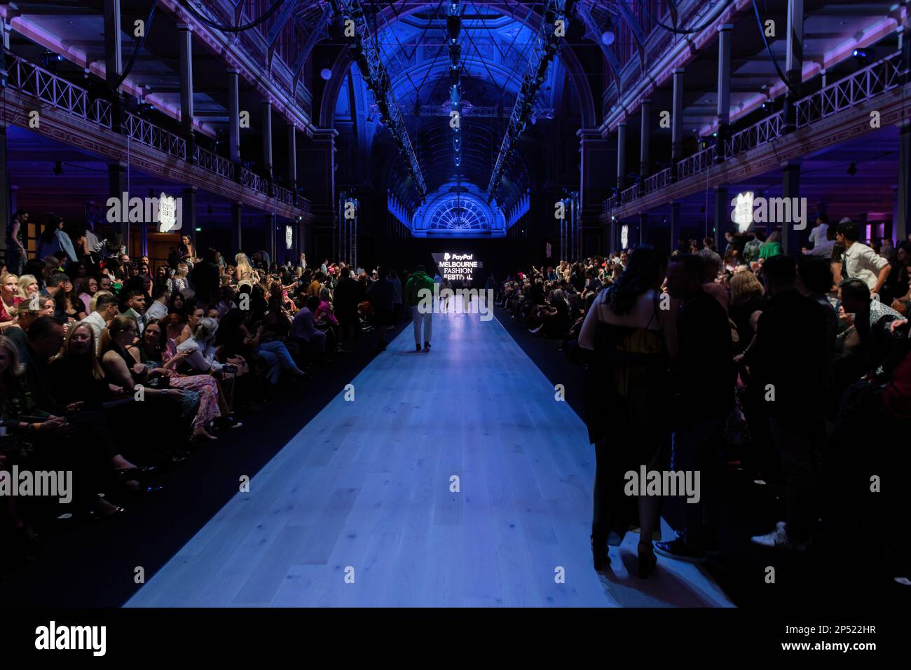 The fashion set prepare to head home after the Utopia runway show ...