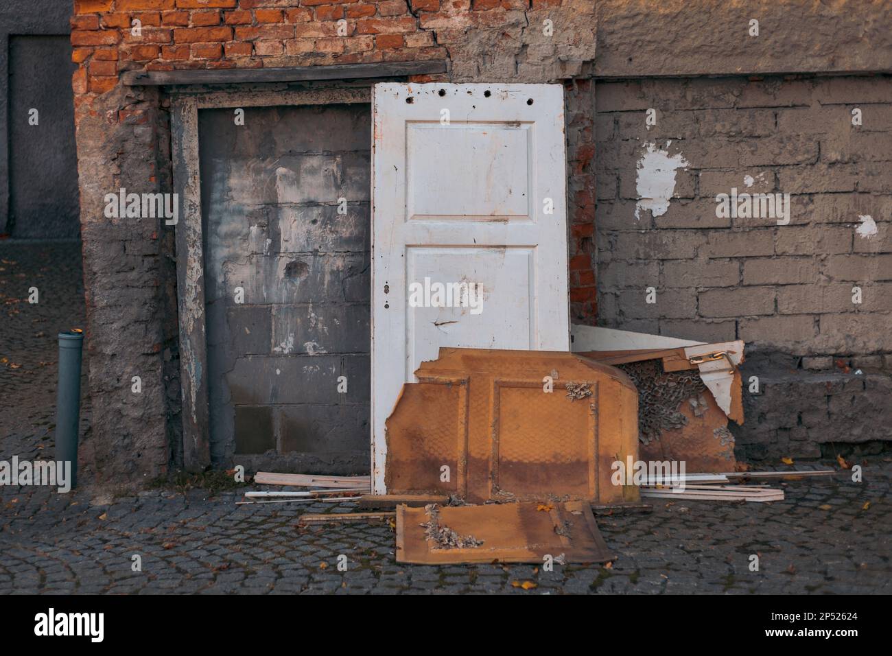 old door in the trash place Stock Photo - Alamy