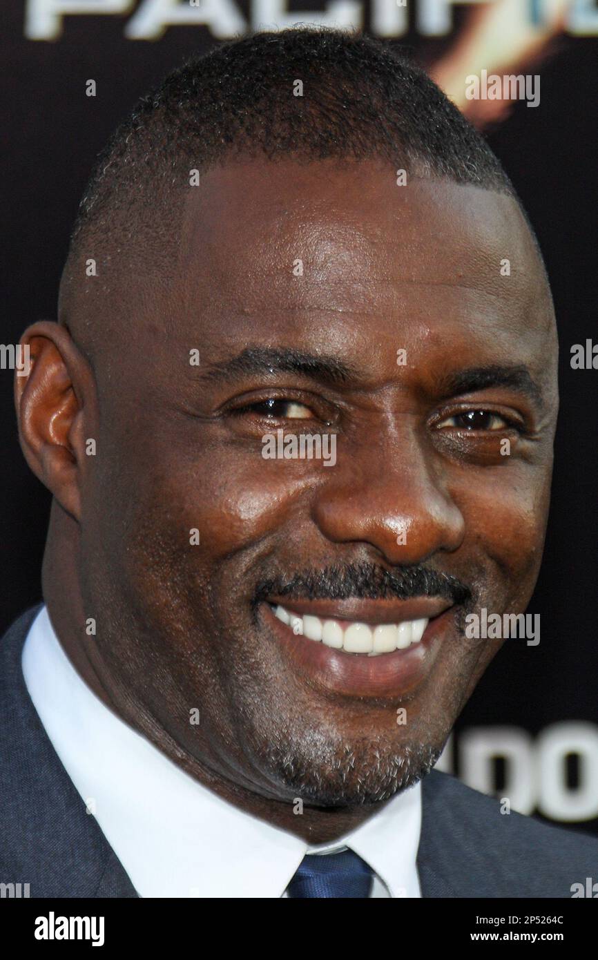 Actor Idris Elba attends the premiere Of Warner Bros. Pictures And ...