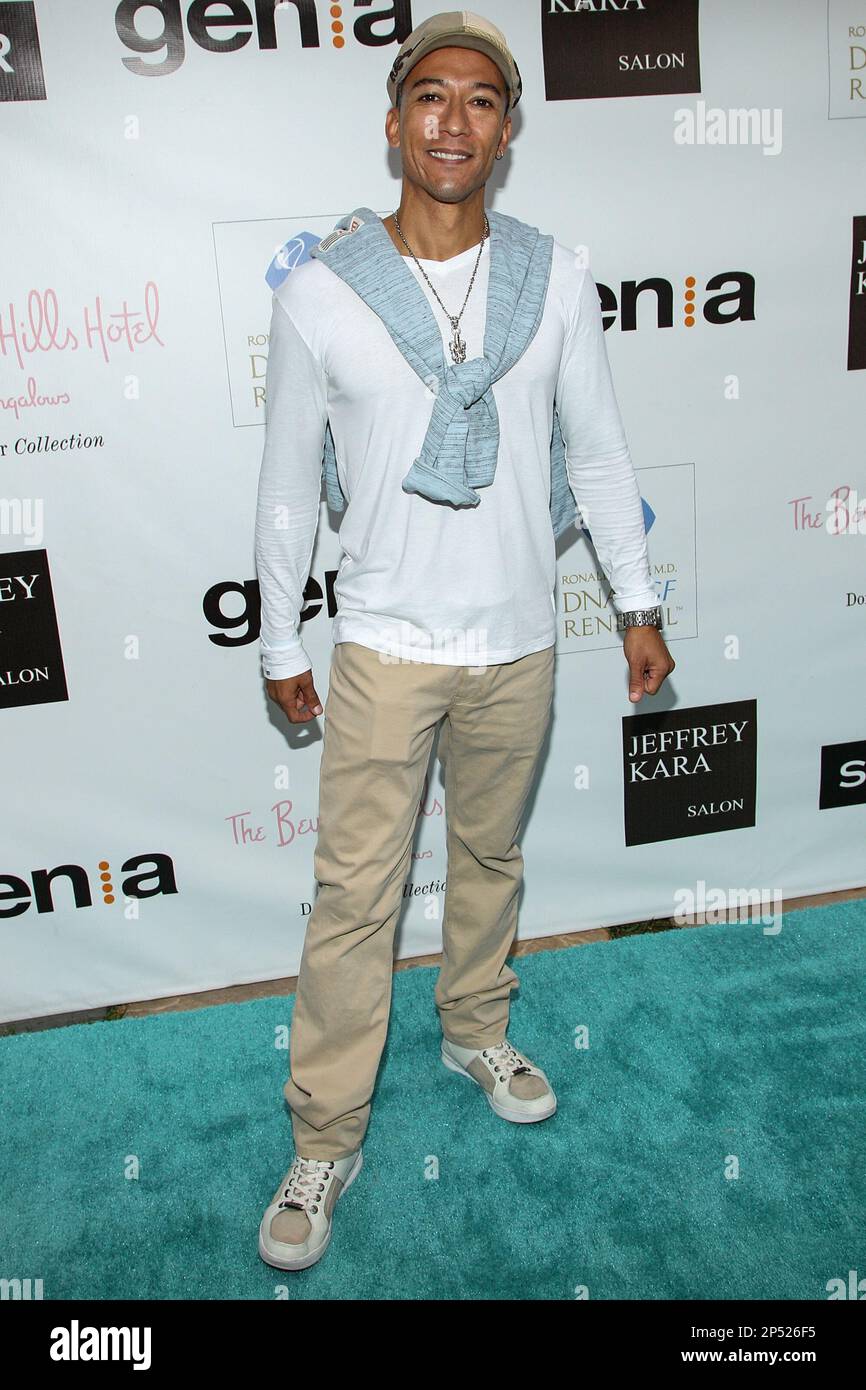 Damian Perkins attends "The Fountain Of Youth White Party" To Celebrate ...