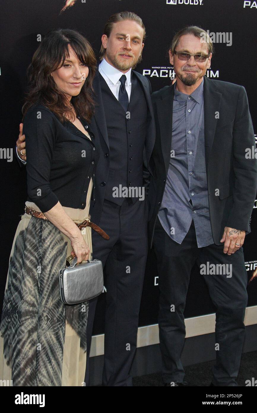 Actors (L-R) Katey Sagal, Charlie Hunnam, and Kurt Sutter attend the premiere Of Warner Bros ...