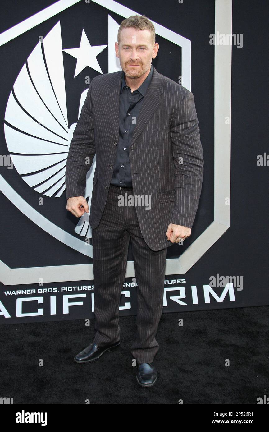 Actor Max Martini attends the premiere Of Warner Bros. Pictures And ...