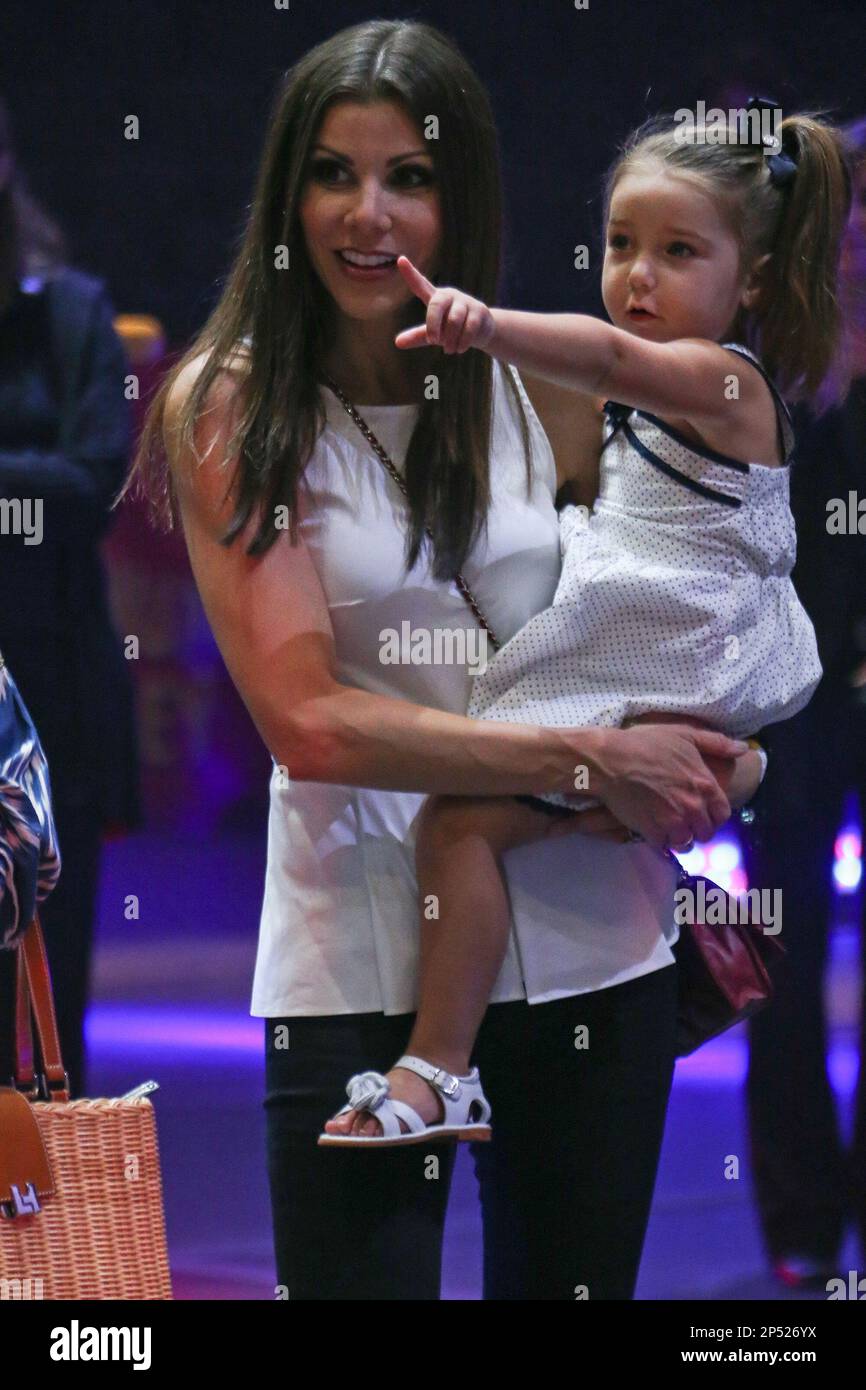 Heather Dubrow and daughter Collette attend the premiere of Ringling ...