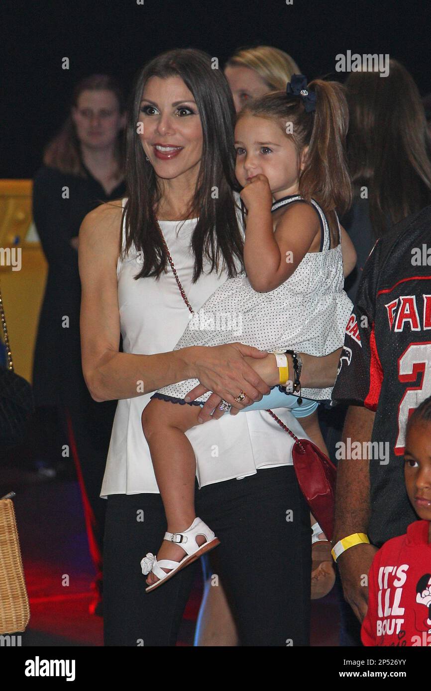 Heather Dubrow and daughter Collette attend the premiere of Ringling ...