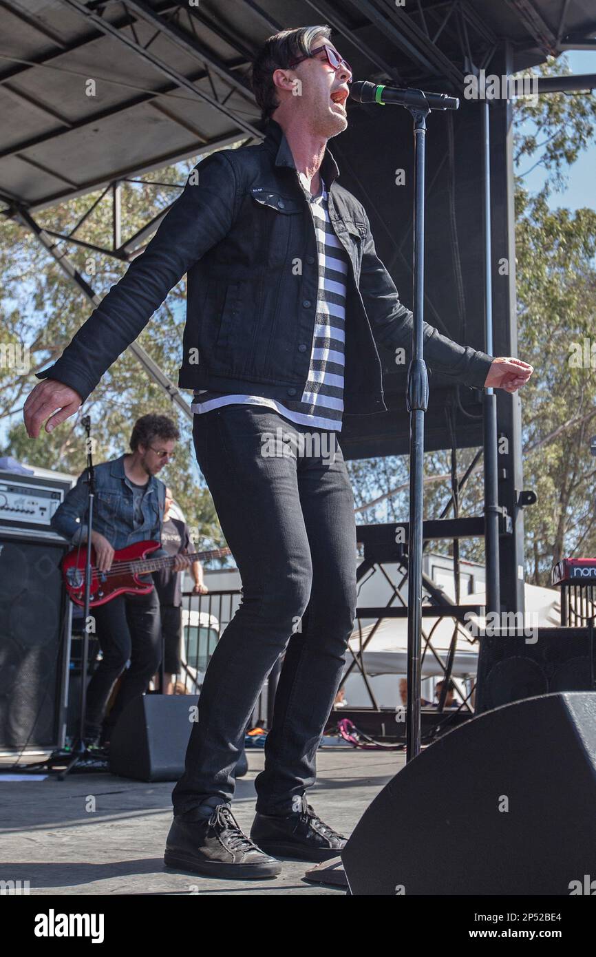 Vocalist Michael Fitzpatrick of Fitz and The Tantrums performs on stage ...