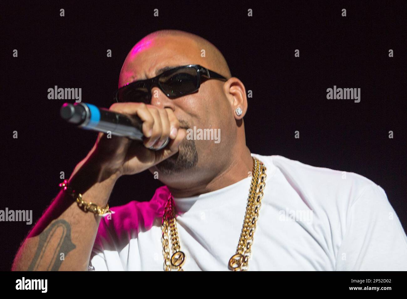 Mack 10 performs on stage during the 93.5 K-Day Krush Groove held at ...