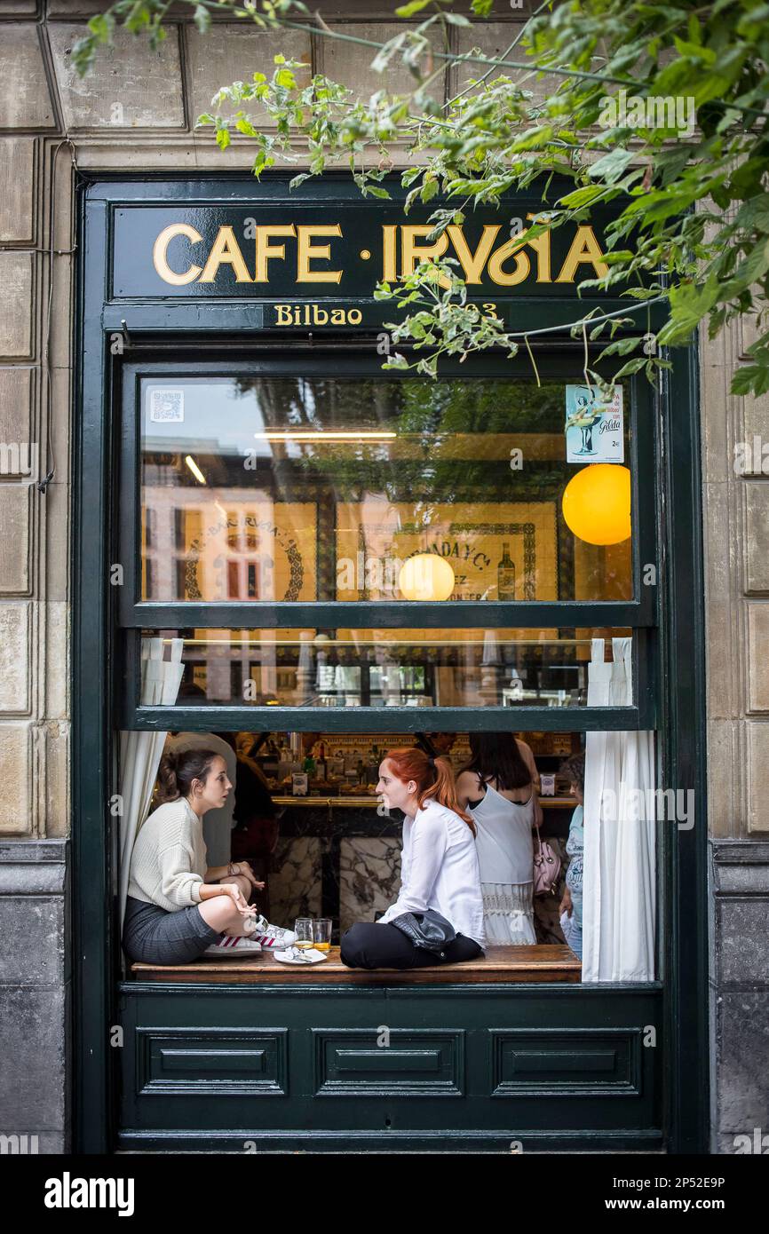 Bilbao café iruña interior hi-res stock photography and images - Alamy