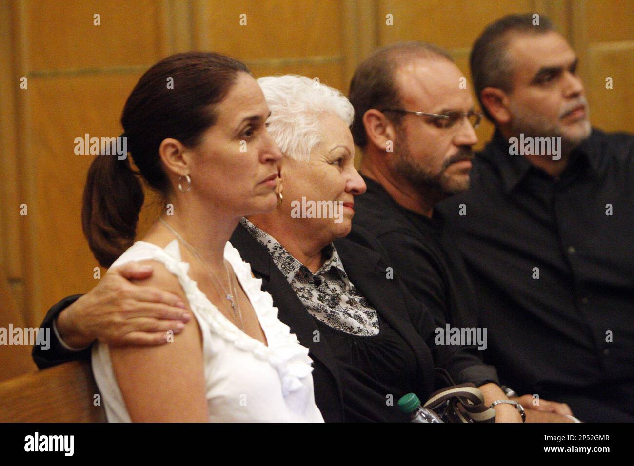 From left, Jennifer Alfonso's mother, Carolyn Knox, her grandmother ...