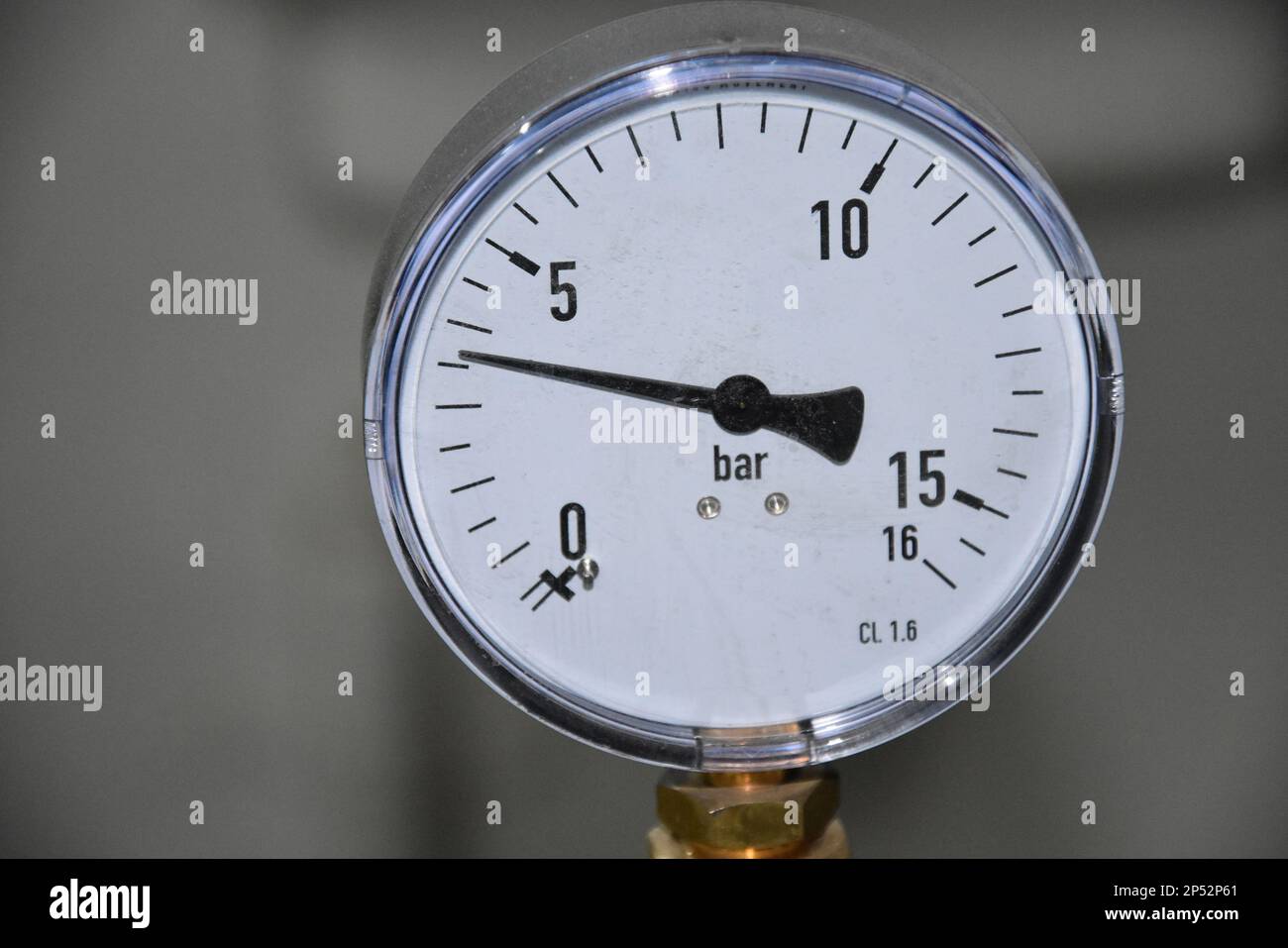 High-quality manometer with easily readable display - Bar Pressure ...