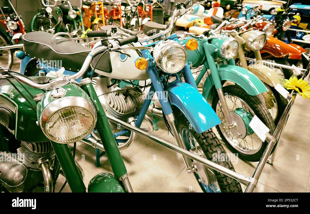 Retro motorcycles in the store Stock Photo - Alamy