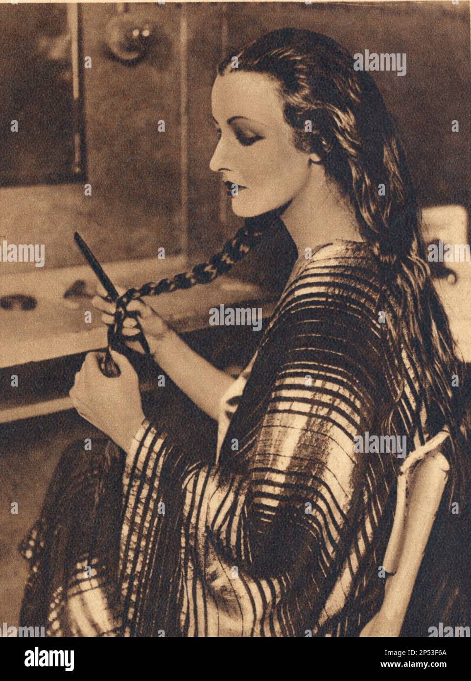 1922 c, USA : The dancer , costume designer and actress NATASHA RAMBOVA ...