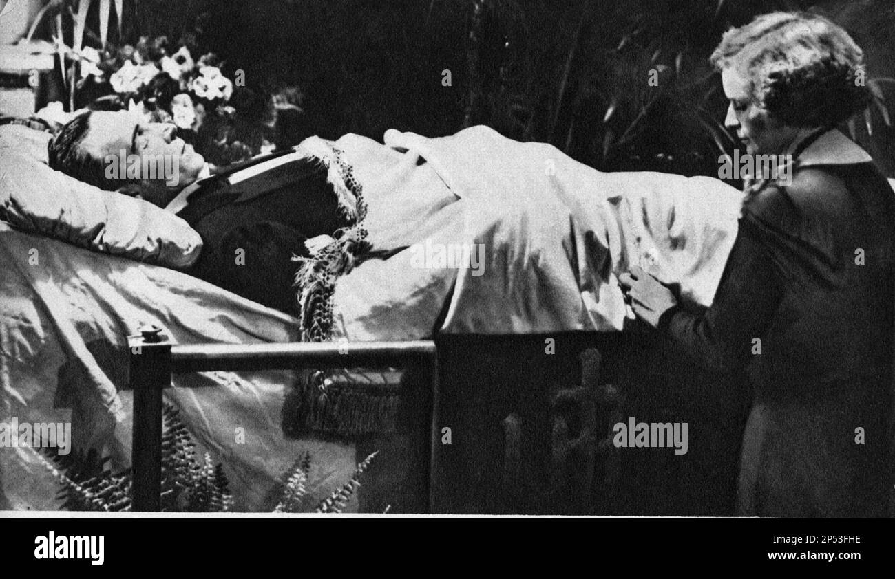 1926 , New York , USA : The silent screen movie actor RUDOLPH VALENTINO ...