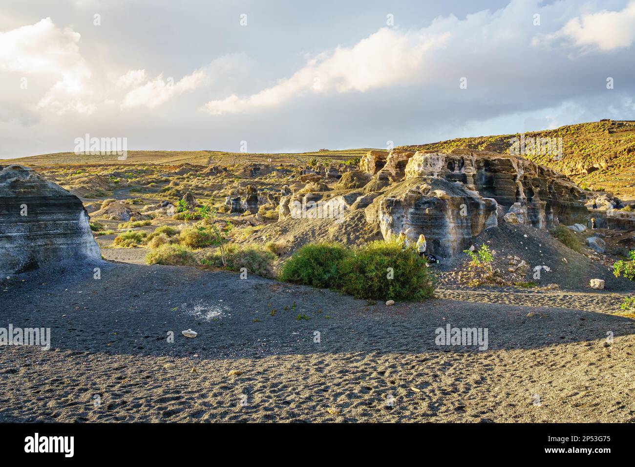 Stratified rock formation hi-res stock photography and images - Alamy