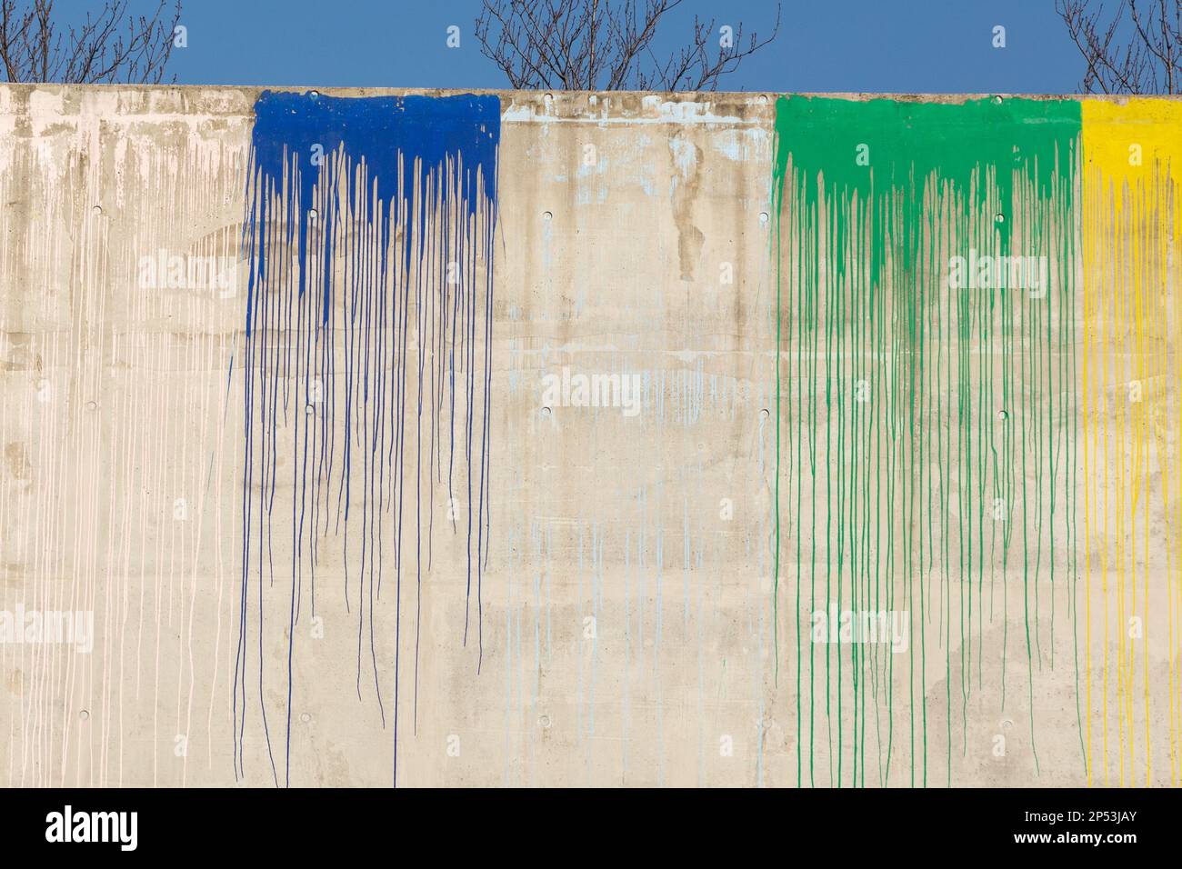 pattern of flowing color at a concrete wall Stock Photo - Alamy