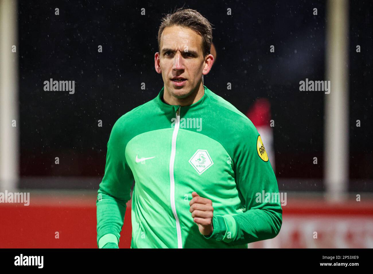 Referee clay ruperti hi-res stock photography and images - Alamy
