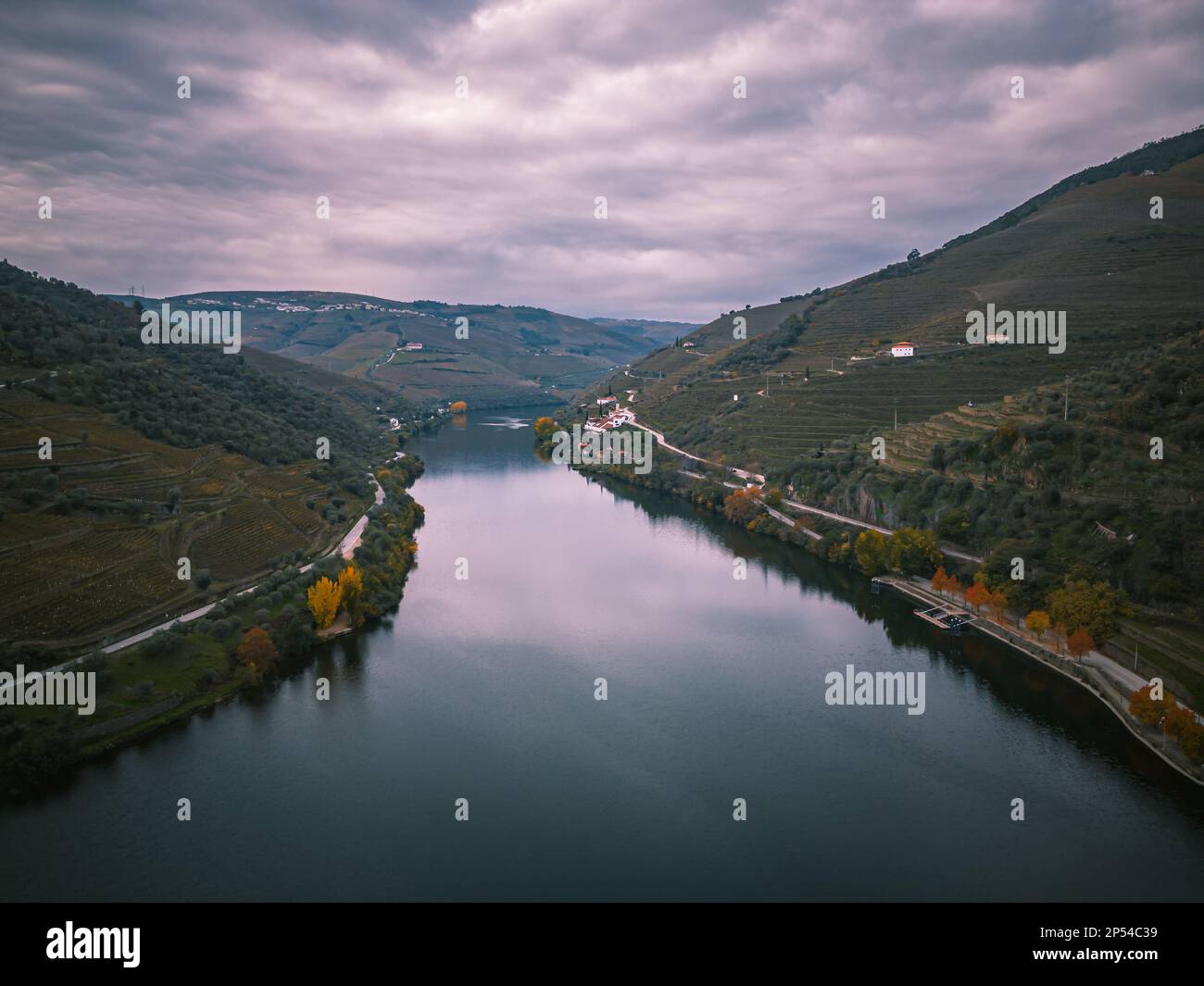 Douro valley landscape hi-res stock photography and images - Alamy