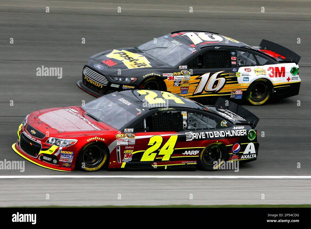 Jeff Gordon (24) and Greg Biffle (16) during the NASCAR Sprint Cup ...