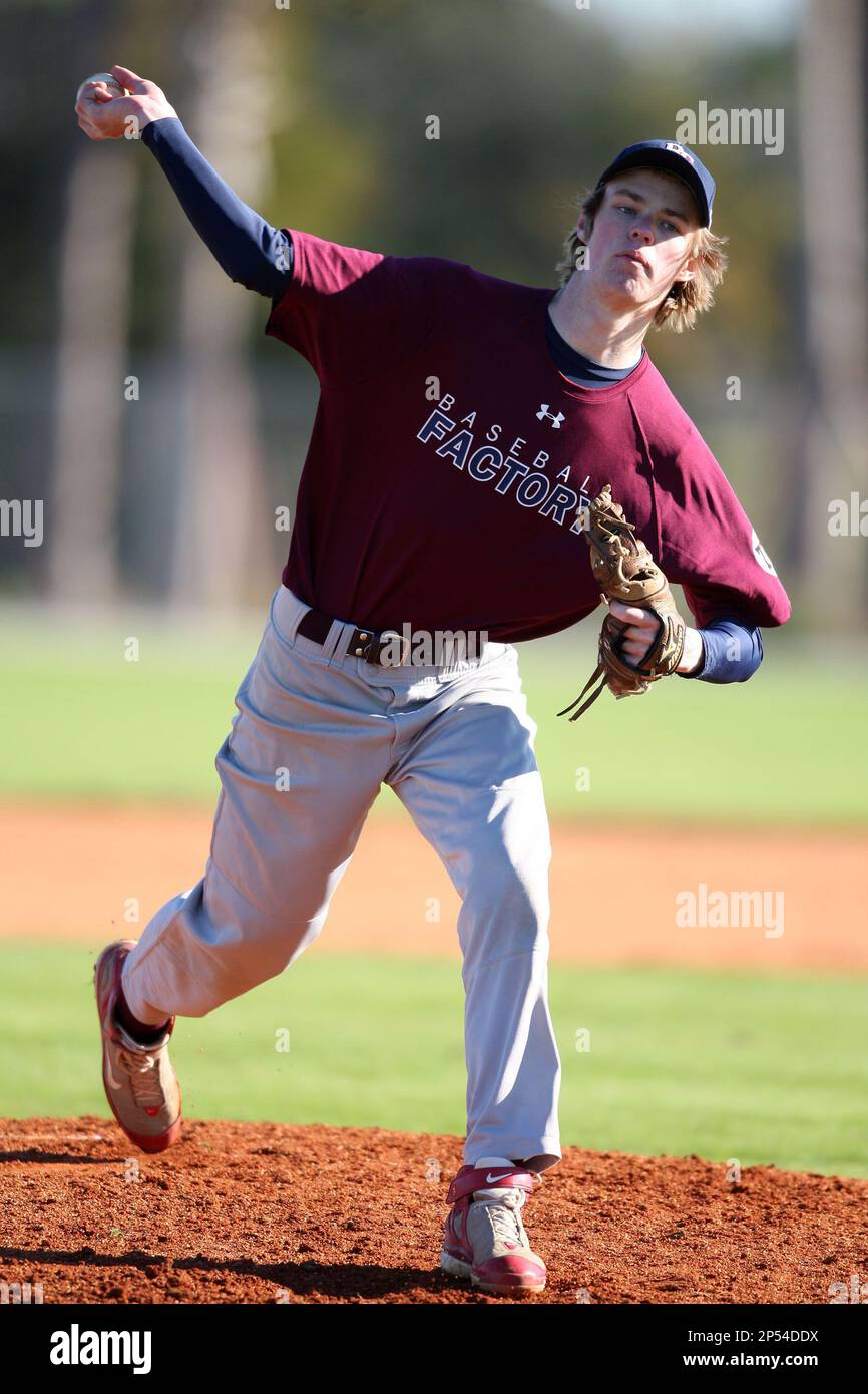 December 29, 2009: Jake Rosenbaum (13) of the Baseball Factory Sun ...
