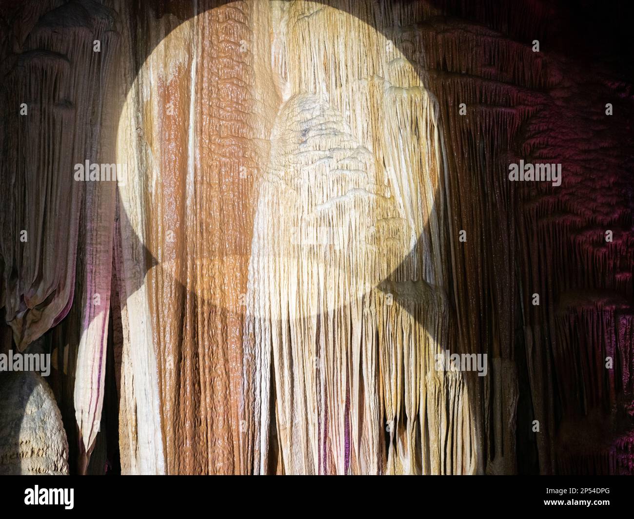 Meramec cavern hi-res stock photography and images - Alamy