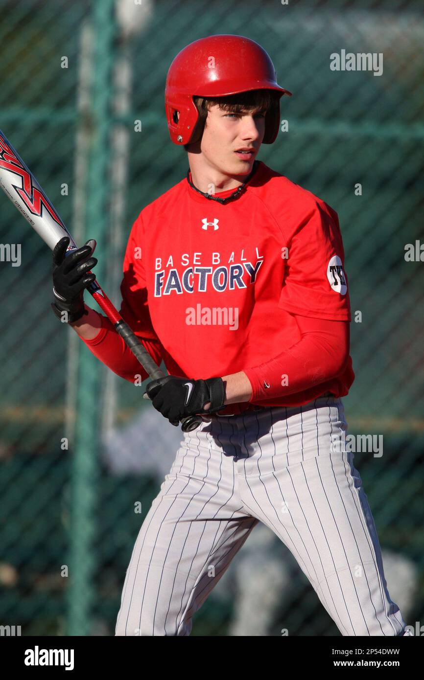 December 29, 2009: Ian Richards (8) of the Baseball Factory Cornhuskers ...