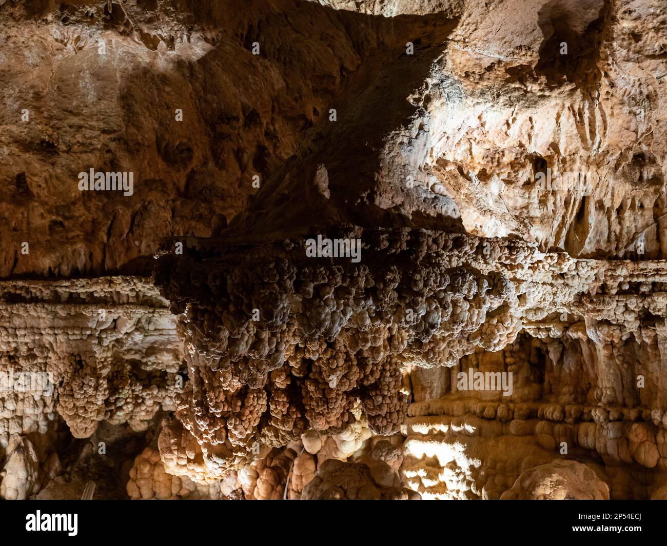 Meramec cavern hi-res stock photography and images - Alamy