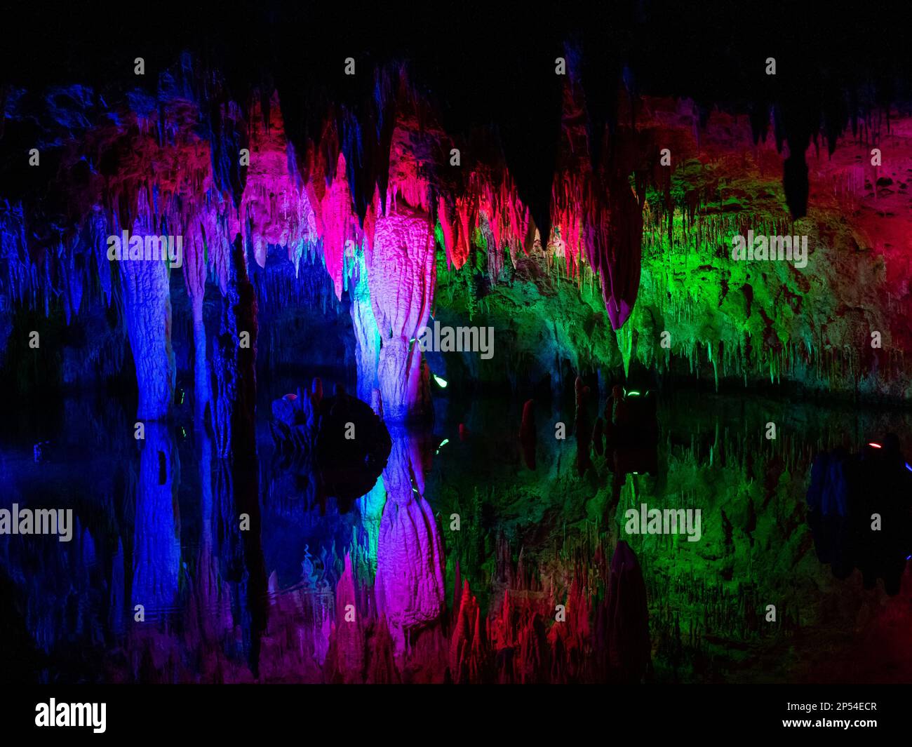 Meramec cavern hi-res stock photography and images - Alamy