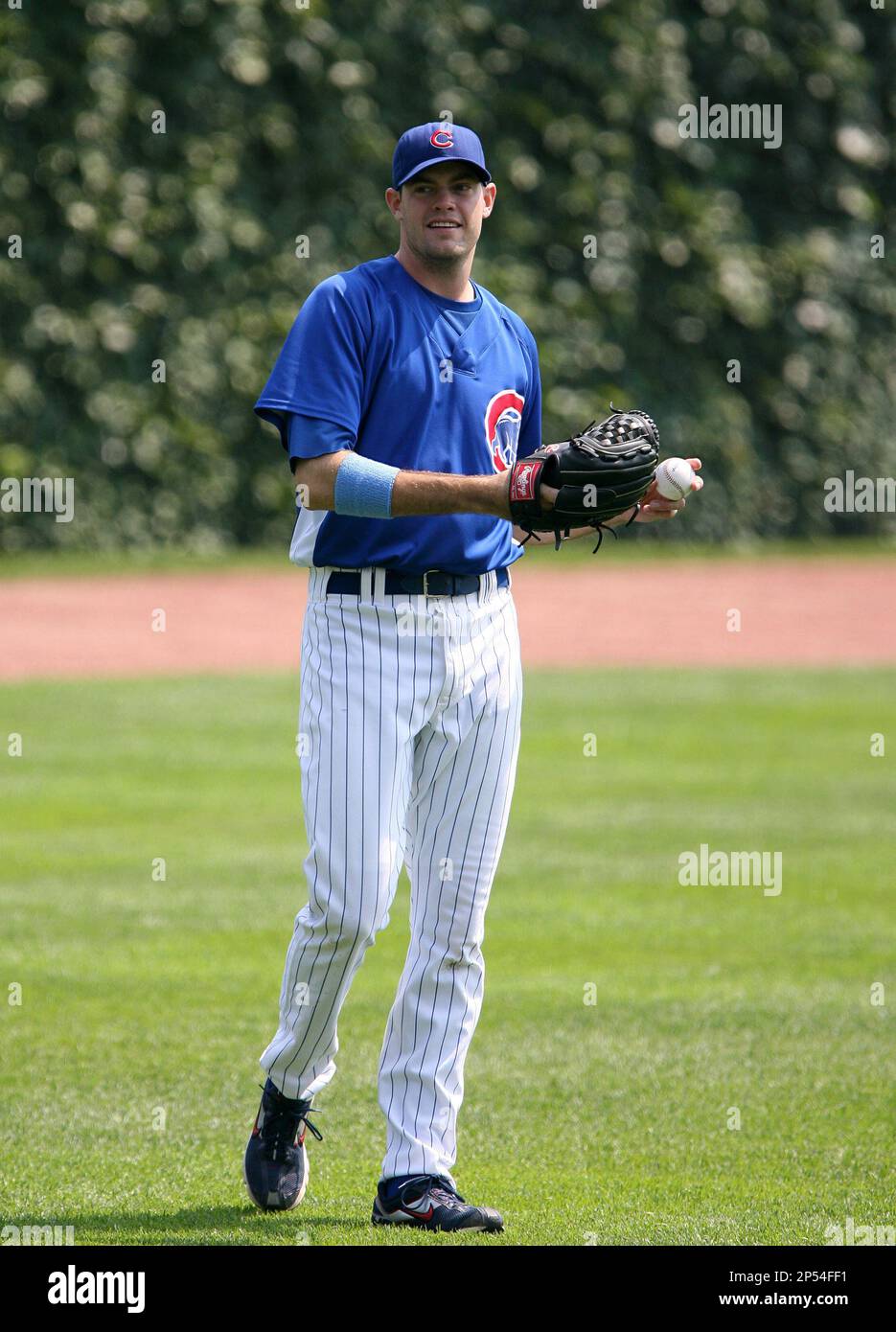 Sean Marshall of the Chicago Cubs before a game against the San Diego ...