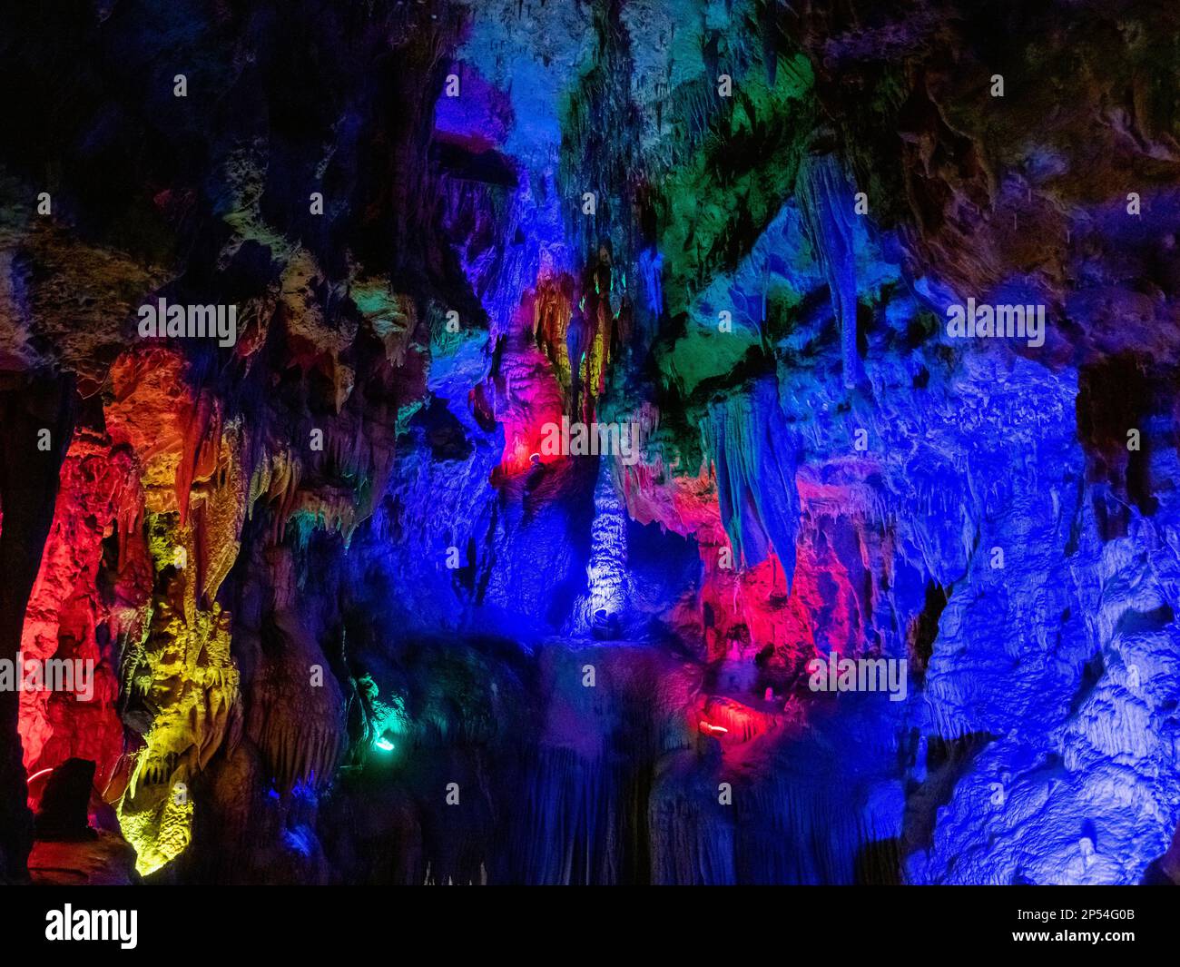 Meramec cavern hi-res stock photography and images - Alamy