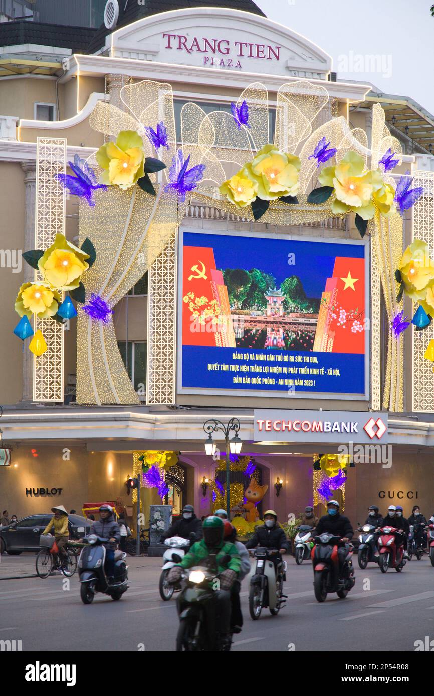 Vietnam, Hanoi,Trang Tien Plaza, shopping centre Stock Photo - Alamy