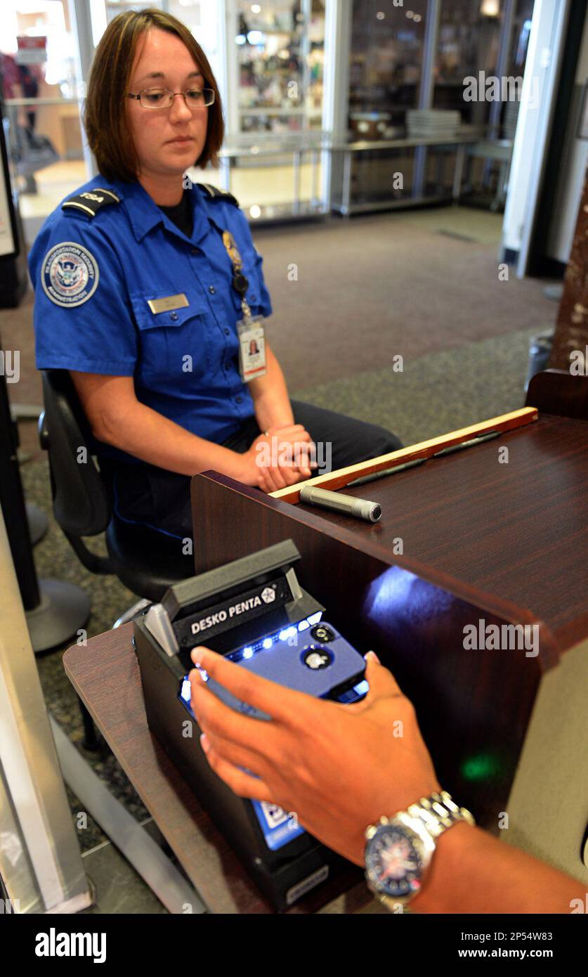 ADVANCE FOR MONDAY SEPT. 16 AND THEREAFTER - This Sept. 5, 2013 photo ...