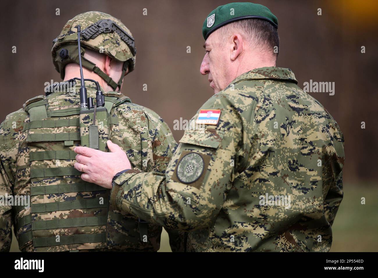 A presentation of the use of the Takrad , advanced tactical radio based ...