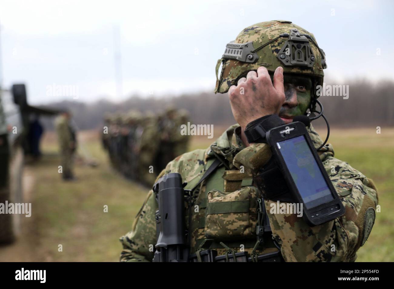 A presentation of the use of the Takrad , advanced tactical radio based ...