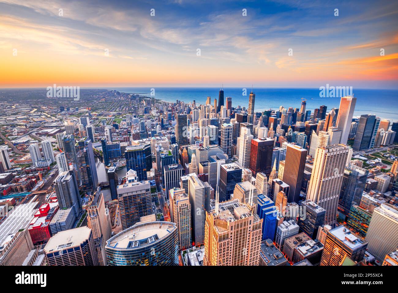 Downtown chicago illinois hi-res stock photography and images - Alamy