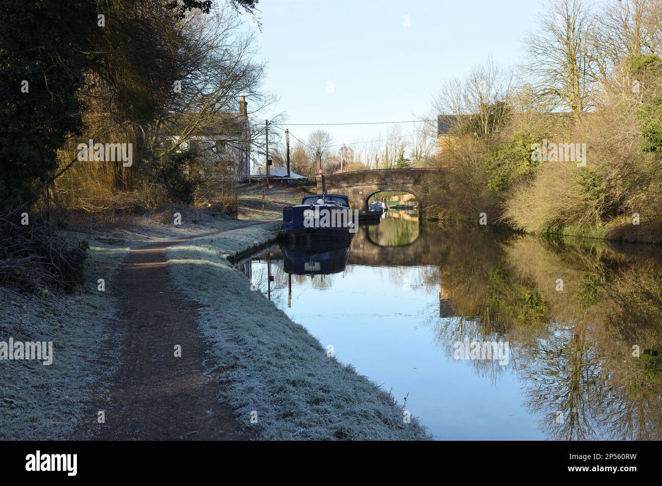 A frosty but clear, sunny, winter morning on the Grand Union Canal near ...