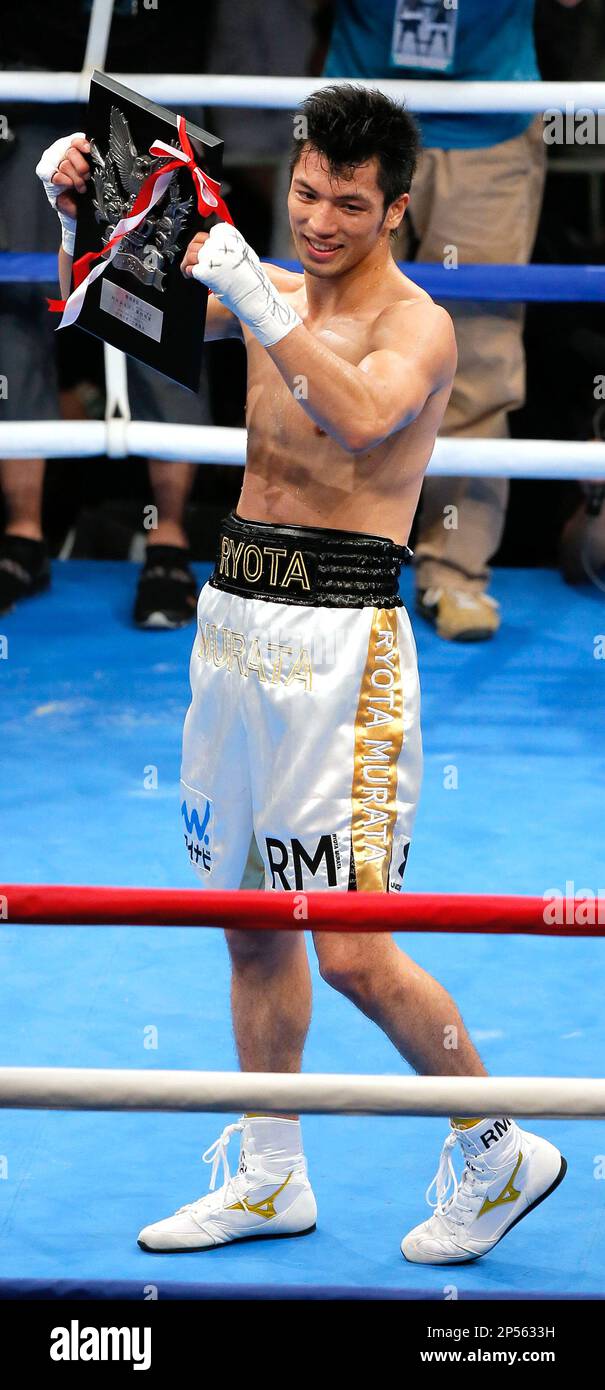 2012 London Olympic gold medalist Ryota Murata celebrates after beating ...