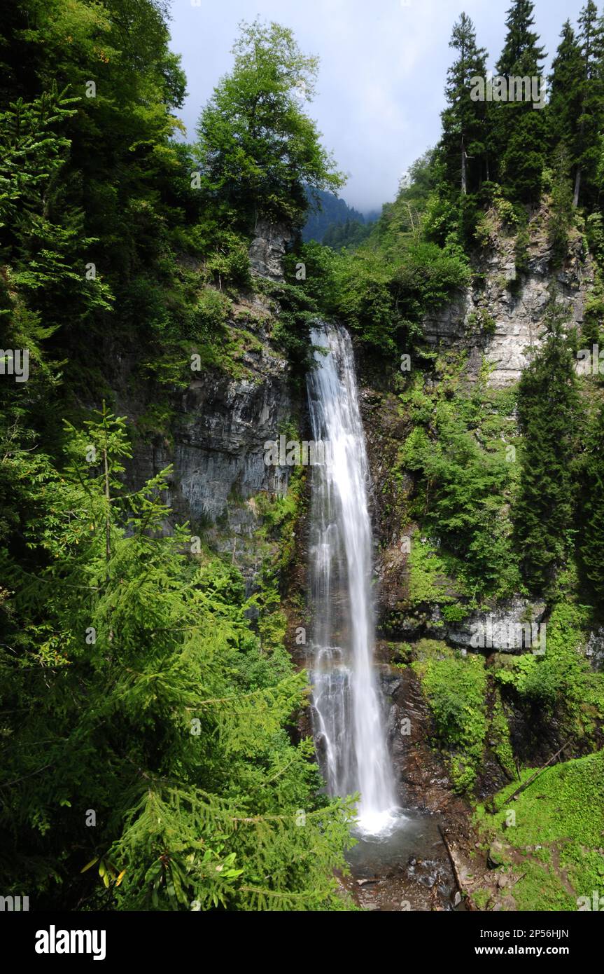 Maral waterfall hi-res stock photography and images - Alamy