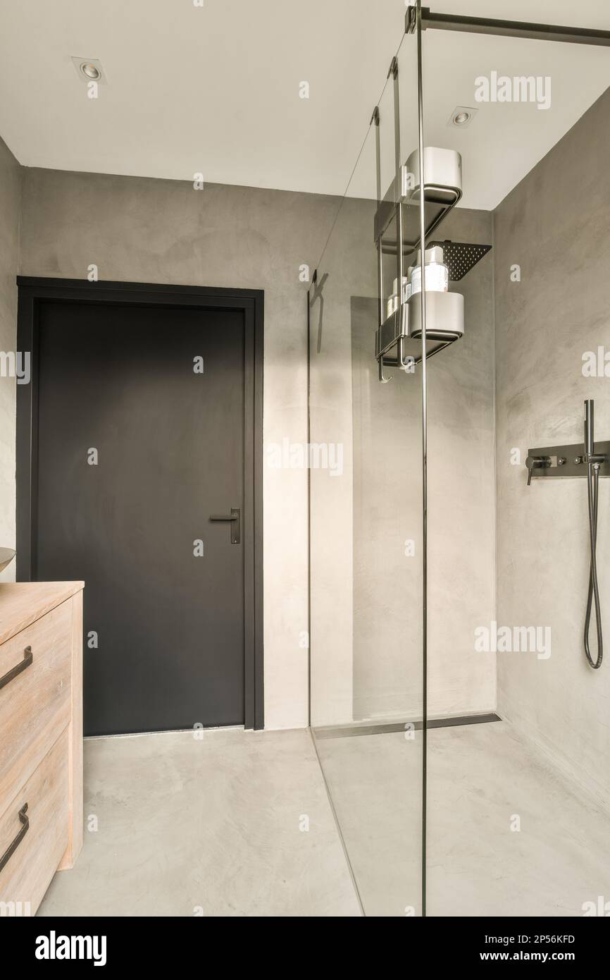 a bathroom that is very clean and ready to be used as a walk - in ...