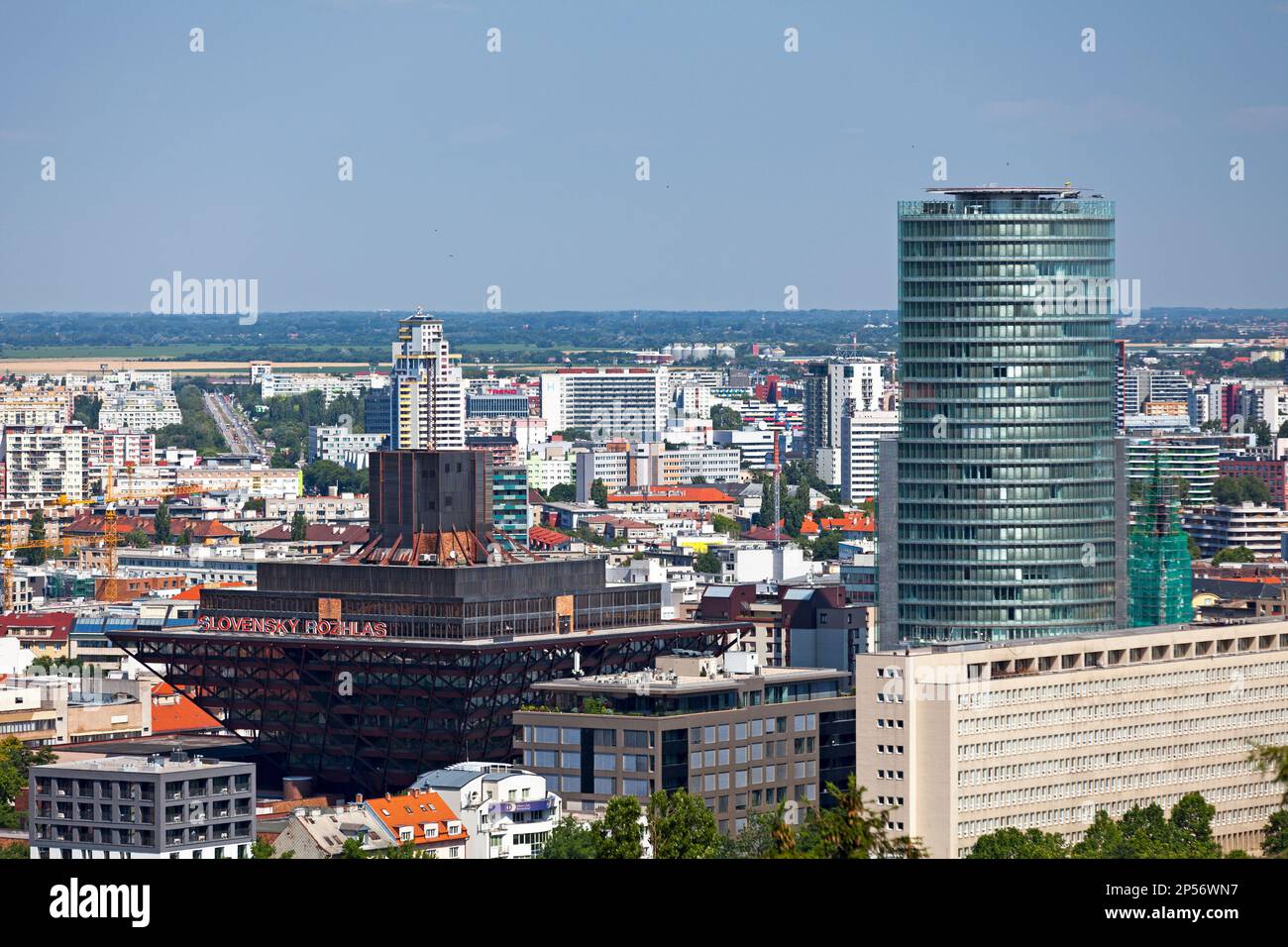 Upside down pyramid hi-res stock photography and images - Alamy