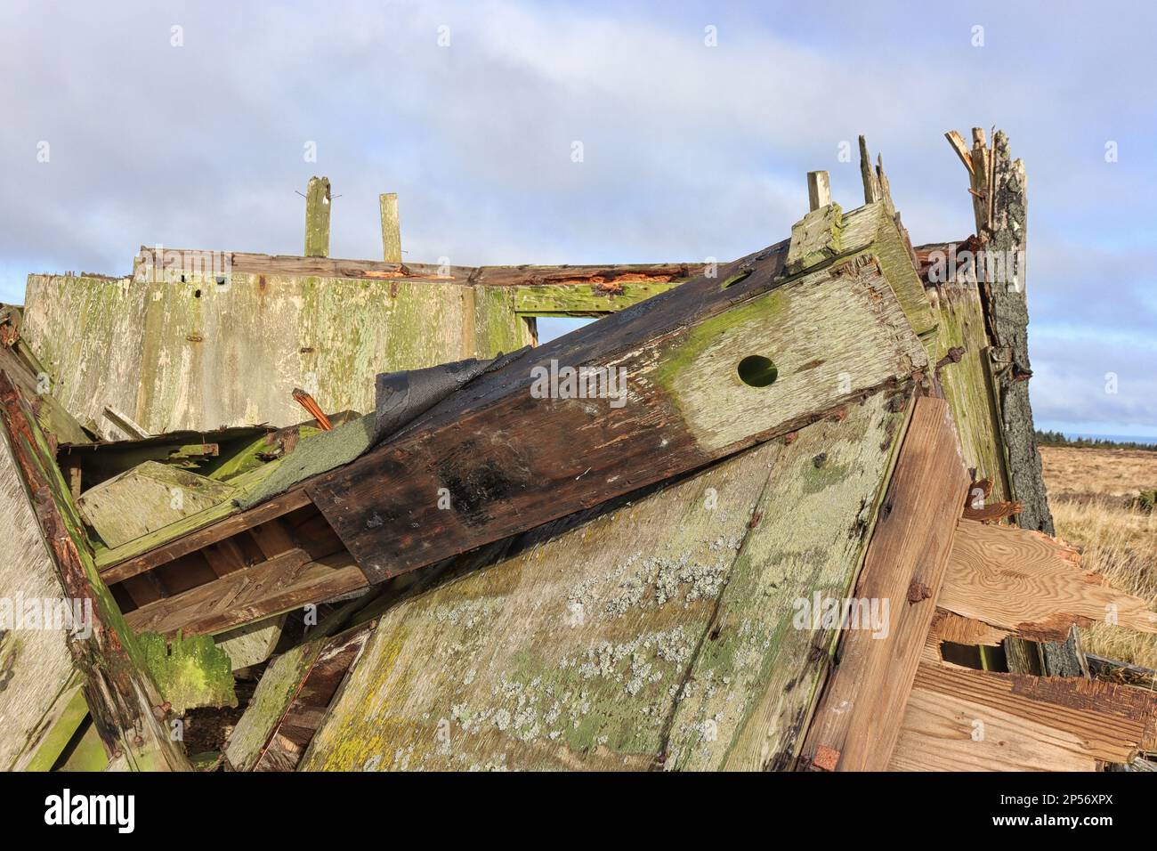 Derelict waste land building hi-res stock photography and images - Alamy