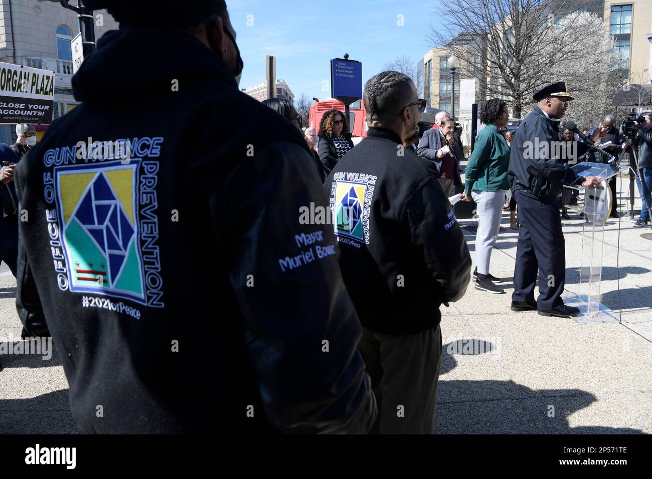 Chief of the DC Police Department Robert J. Contee speaks about ...